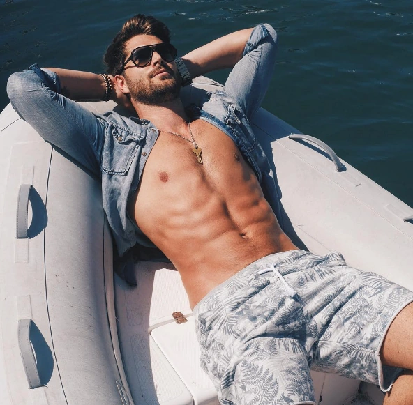 Nick Bateman | A TV Challenge Wiki | Fandom
