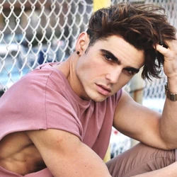 Troy Pes | A TV Challenge Wiki | Fandom