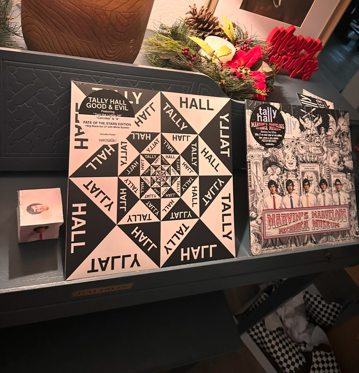 Um yea i disappeared but uhh ive never been happier— | Fandom