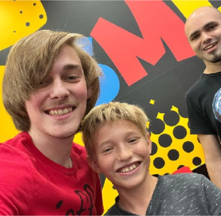 a picture of the SML store | Fandom