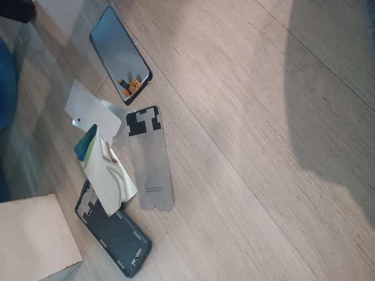 I feel BETRAYED that there is a random ass obby in order to get jimbo ...