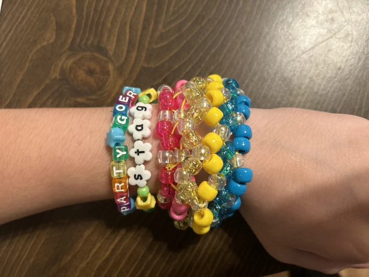 Taking kandi requests!! >:] | Fandom