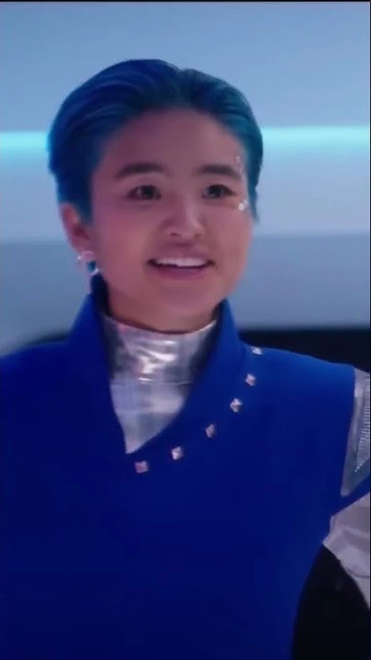 Zombies 3 - Addison is the solution to the alien problem - Disney Plus ...