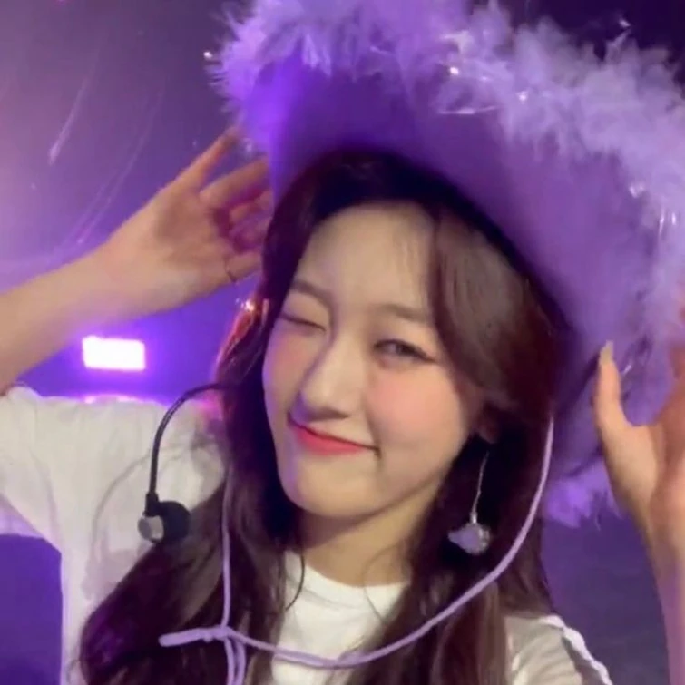 Guys, I need help with pfps 🙏 | Fandom