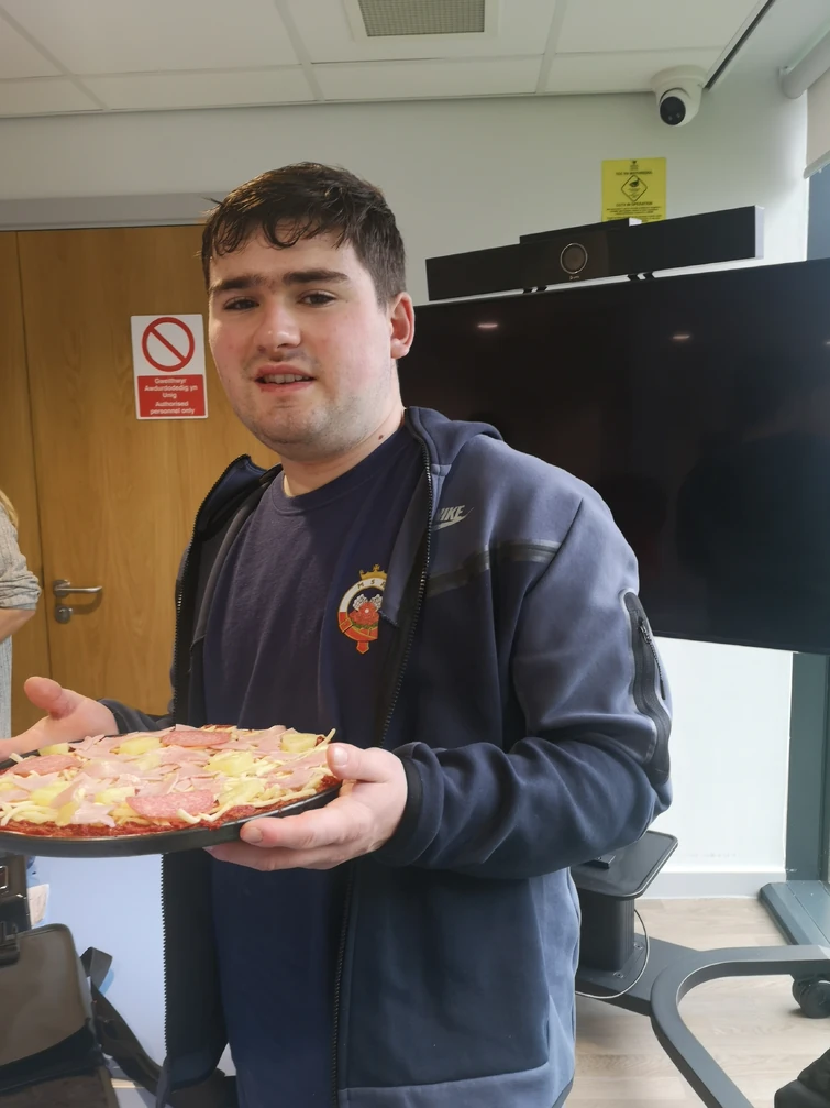 Luke Harris bio | Fandom