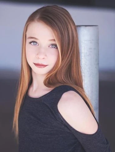 Poll 13: Brooke or Savannah? Brooke won the last poll. | Fandom