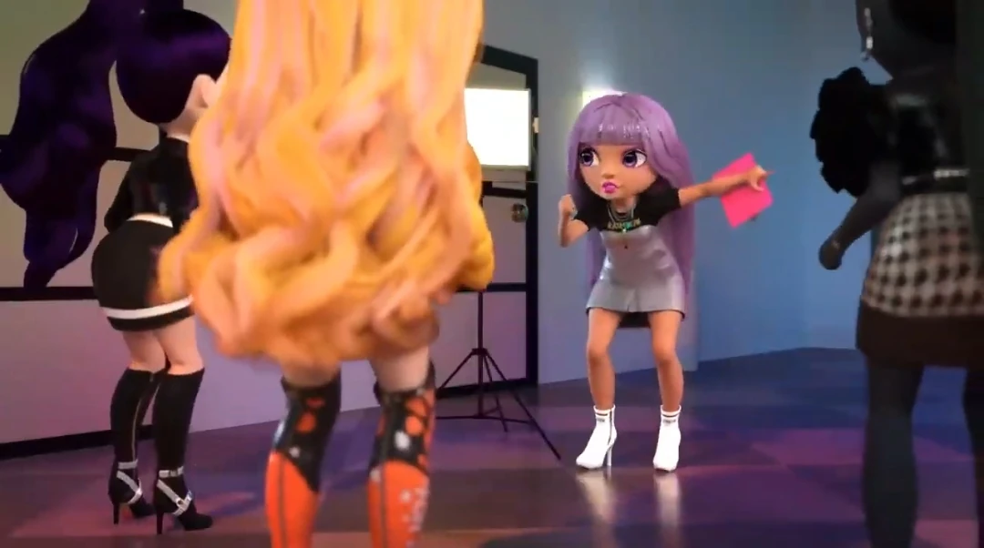 Do you guys wanna see Shanelle's second outfit again? | Fandom