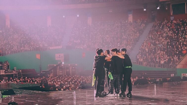 More skz desktop wallpapers if you're looking for some !! | Fandom