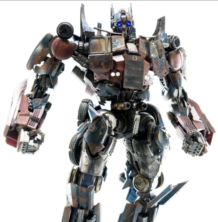 I really would love to see Evasive Optimus Prime from AOE in full color ...