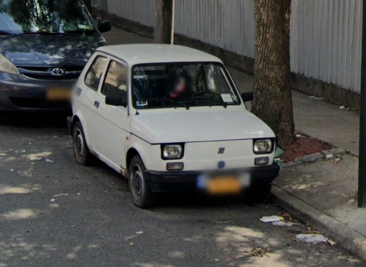 i saw a maluch | Fandom