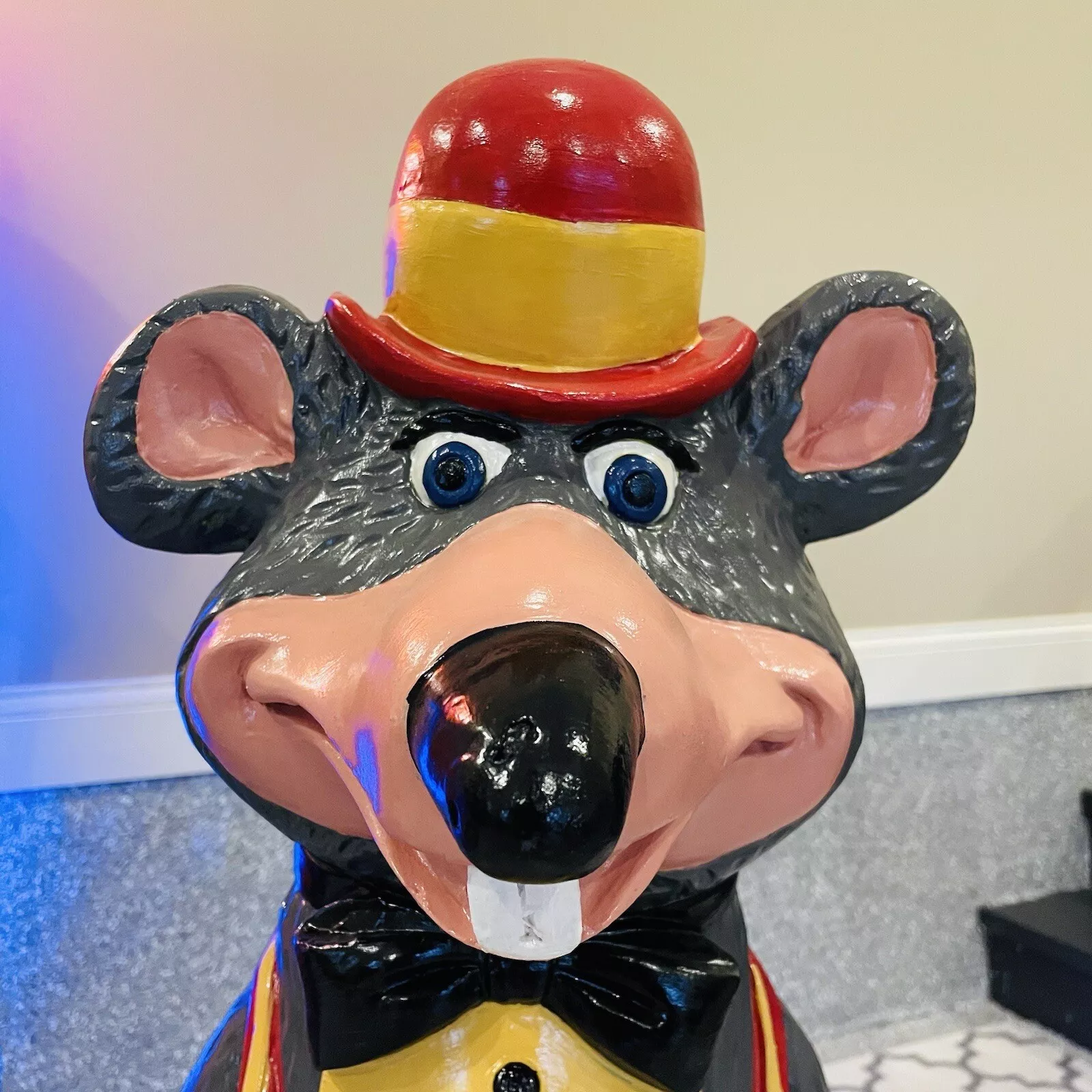 Weird Chuck E. Design | Fandom