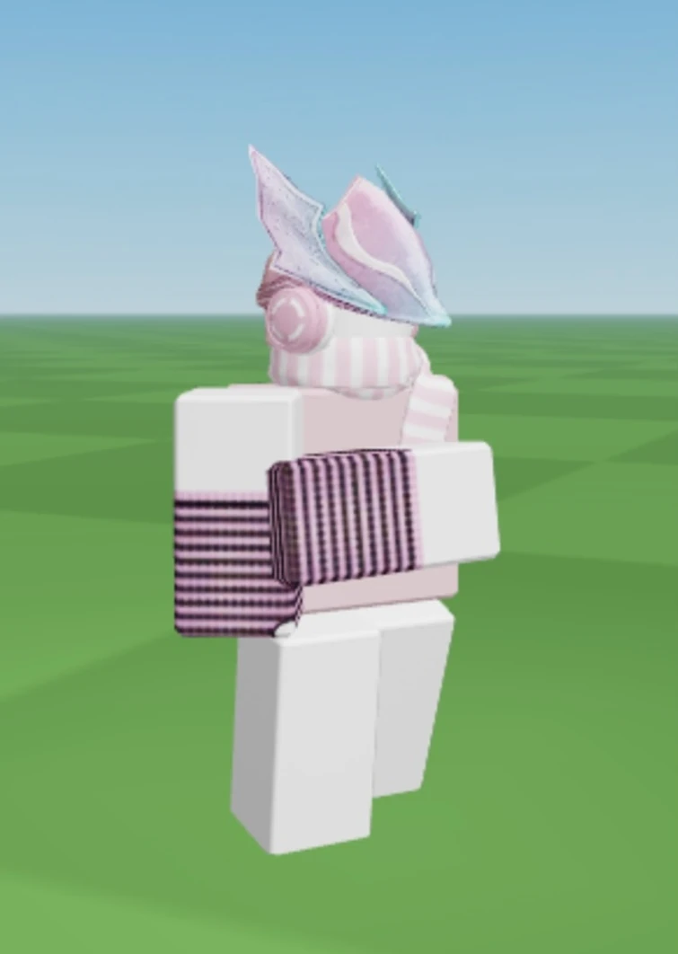 Decided to make a few avatars for the Guardia helms cuz why the hell ...