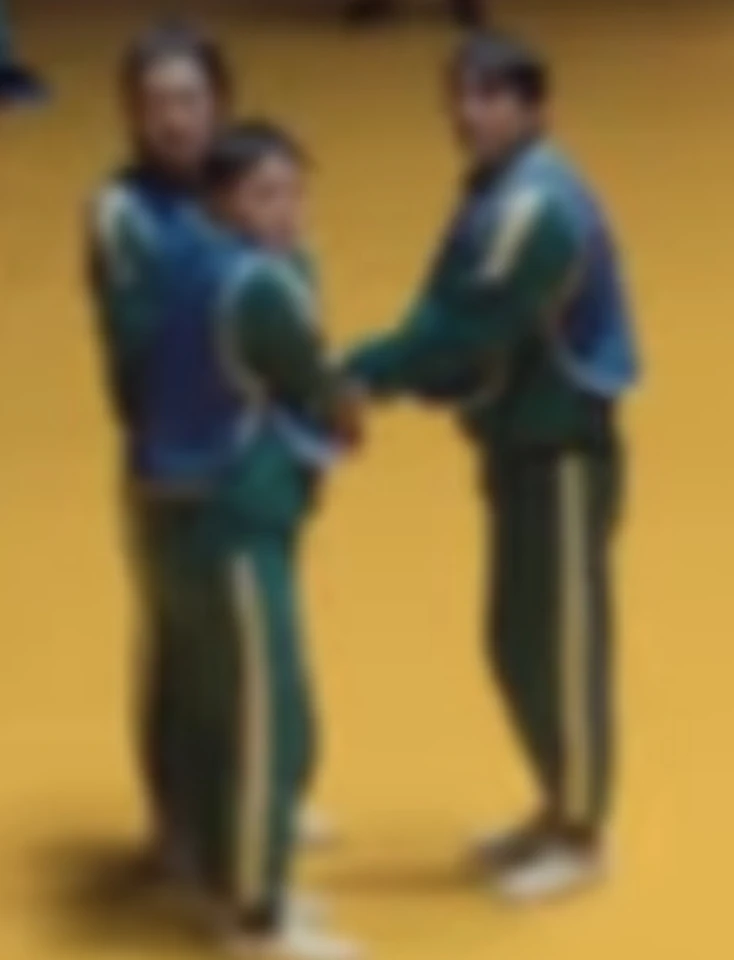 With whom is Dae-ho is cheering? | Fandom