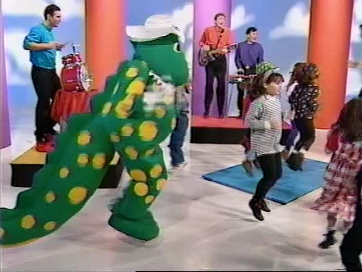 Romp Bomp A Stomp | ABC For Kids Wiki | Fandom