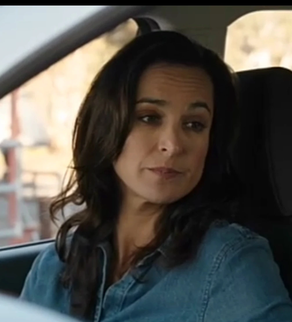 Dee Conte (Original Universe) | Nowhere Boys Wikia | Fandom