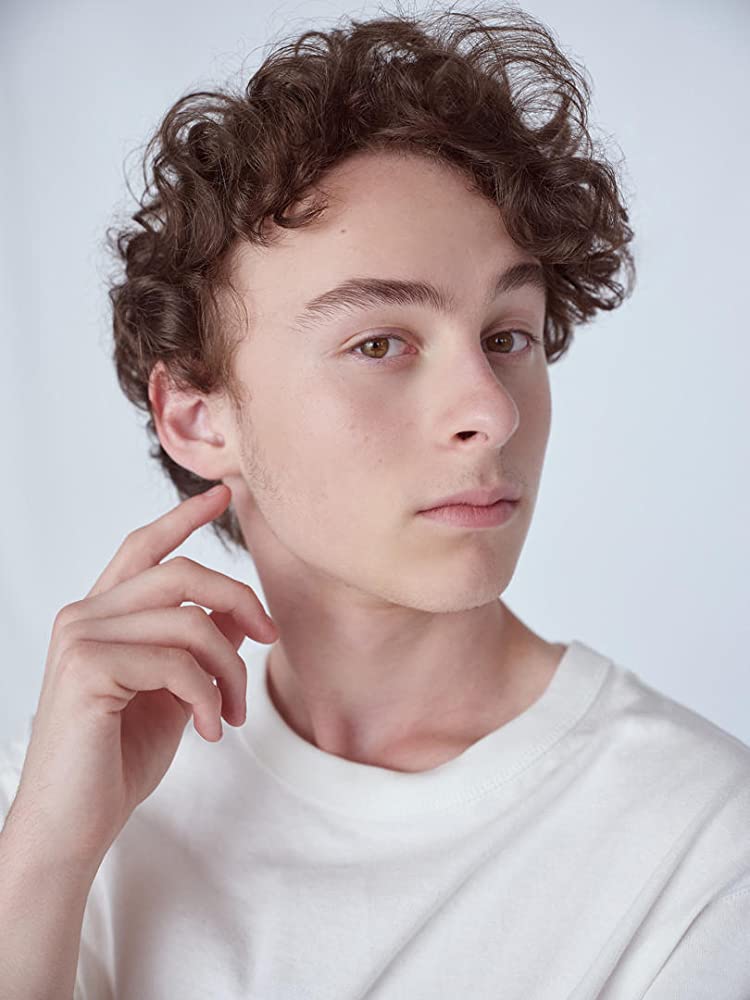 Wyatt Oleff | Once Upon a Time Wiki | Fandom Wyatt Oleff | Once Upon a Time Wiki | Fandom