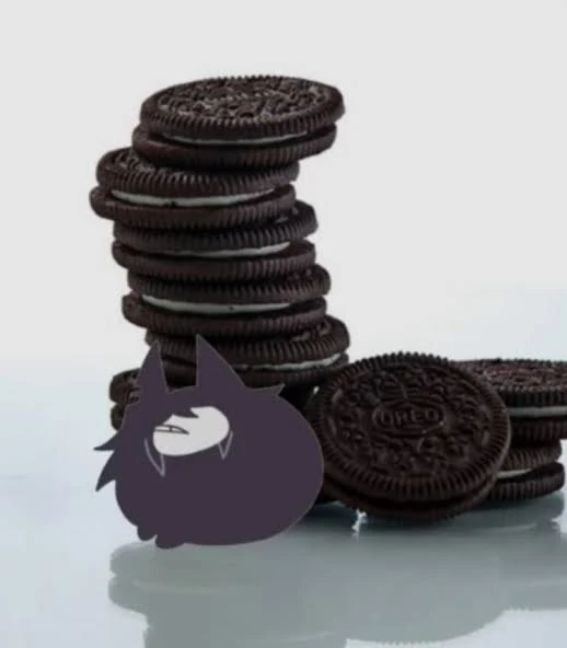 Miss Circle is Now sharing her oreos with you...Get some before she ...