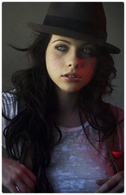 Jessica Woll | Wiki Academia Salem | Fandom