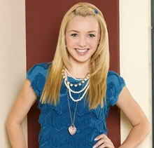 Emma Ross | Wikia Acampados | Fandom