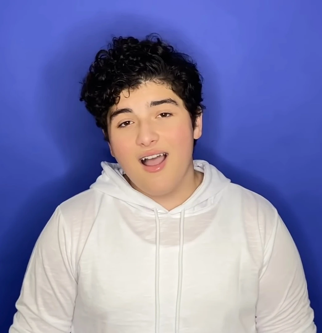 Alexander D'Alesio | Acapop! Kids Wiki | Fandom