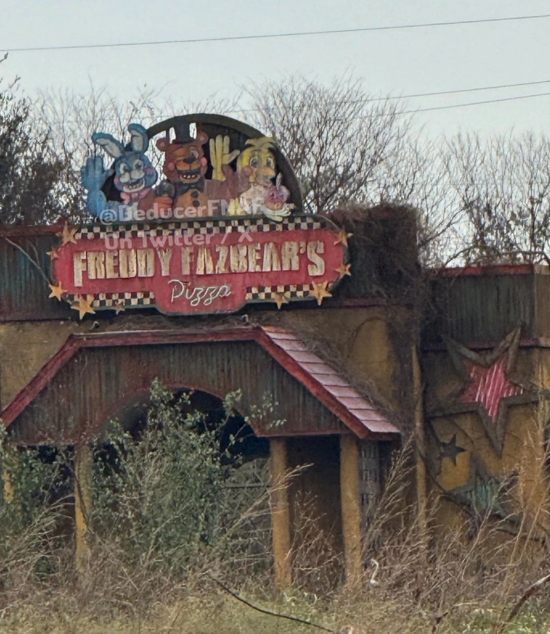 FNaF 2 movie pizzeria sign | Fandom