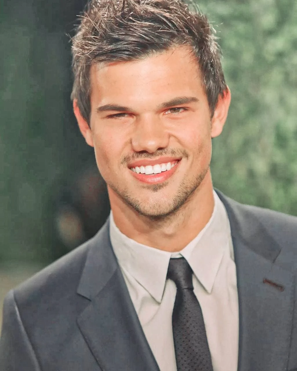 Taylor Lautner | Wiki ActorsWiki | Fandom