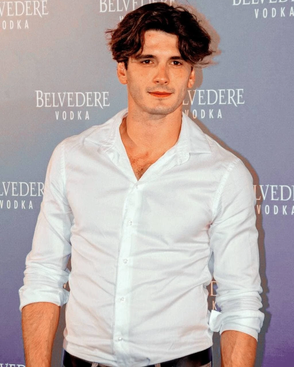 Yon González | Wiki ActorsWiki | Fandom