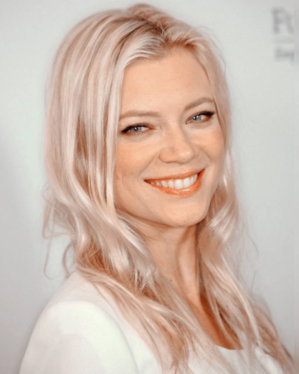 Amy Smart | Wiki ActorsWiki | Fandom
