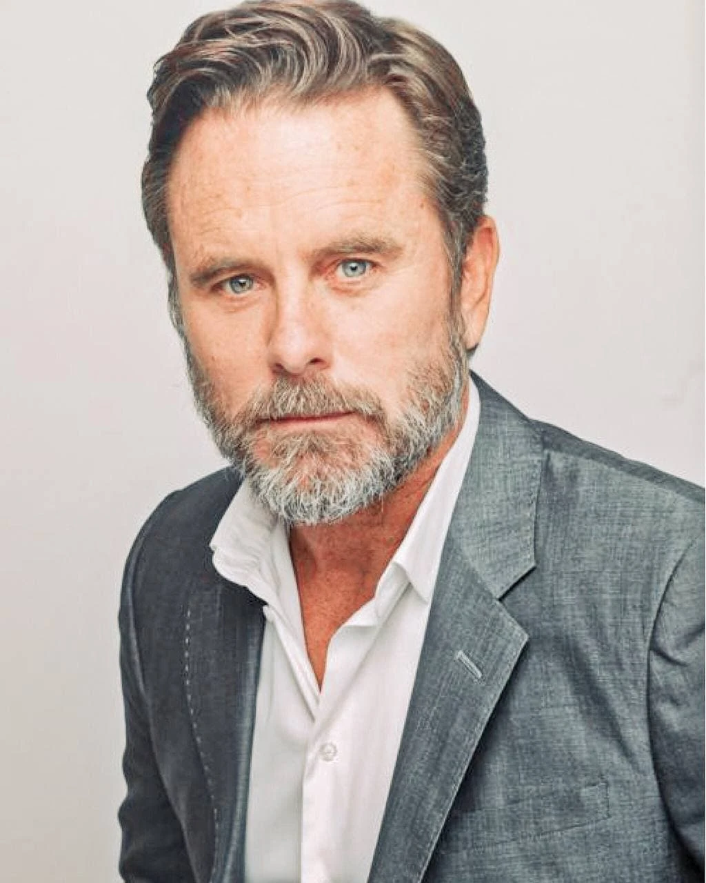 Charles Esten | Wiki ActorsWiki | Fandom