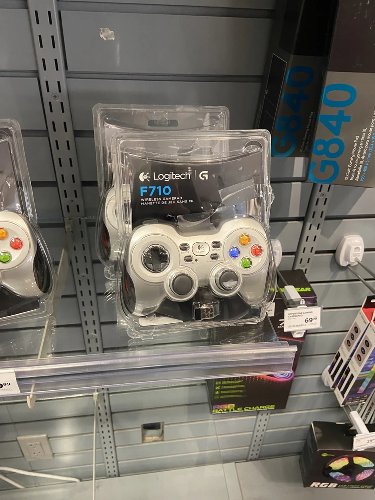 i was at the mall once and i saw the titanic submarine xbox 360 ps3 ...