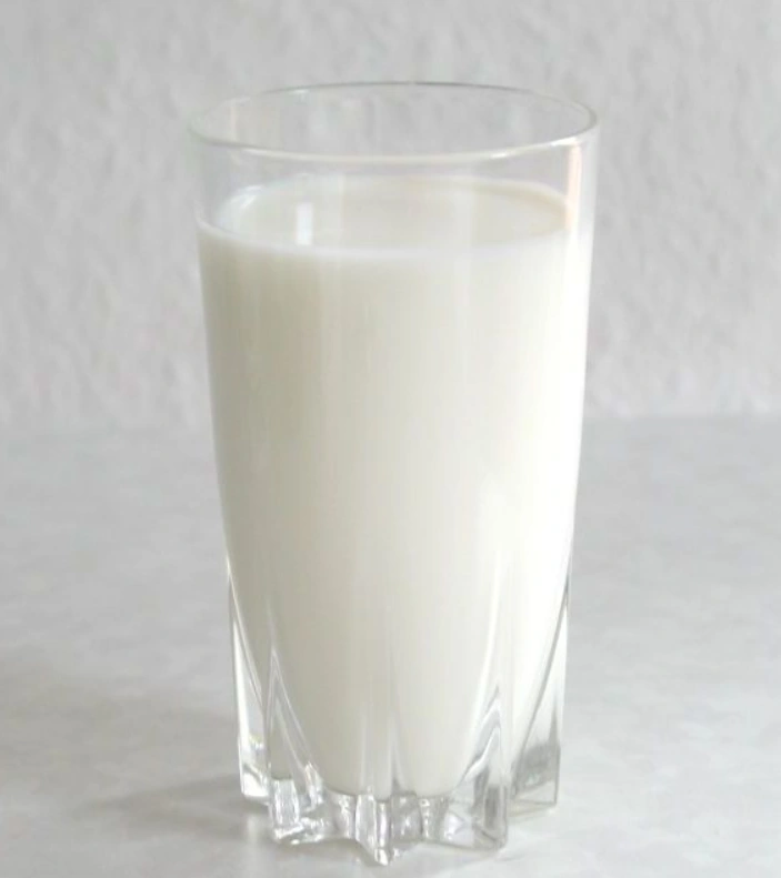 THIS IS SUS MILK, DRINK IT TO MAKE YOU SUS (if a cooldev drinks it it ...