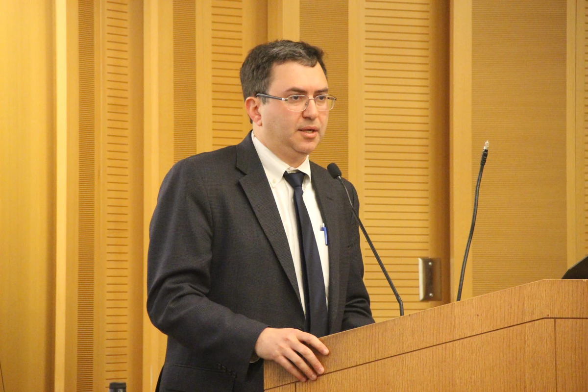 Joshua Sharfstein | Adam Ruins Everything Wiki | Fandom