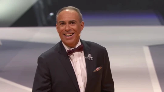 Darin De Paul | Addams Family Wiki | Fandom