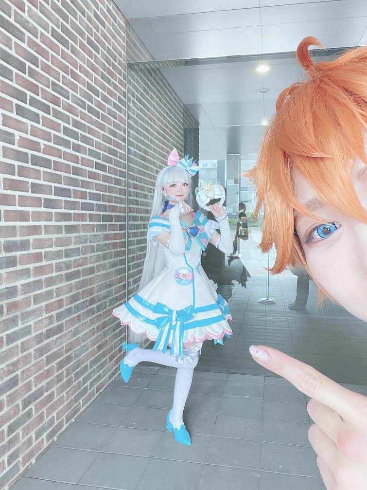 I'd like to introduce you to a Japanese cosplayer's amazing Cure Nyammy ...