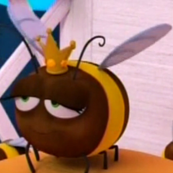 Queen bee | Adventures of the PAW Patrol 2 Wiki | Fandom