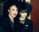 Trad Goth | Aesthetics Wiki | Fandom