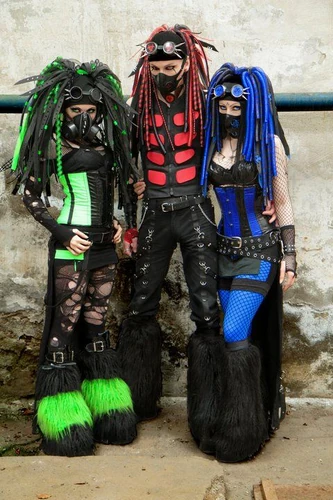 Cybergoth | Aesthetics Wiki | Fandom