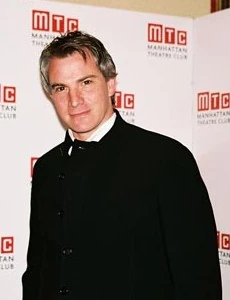 Douglas Sills | Wiki Musical A Família Addams | Fandom