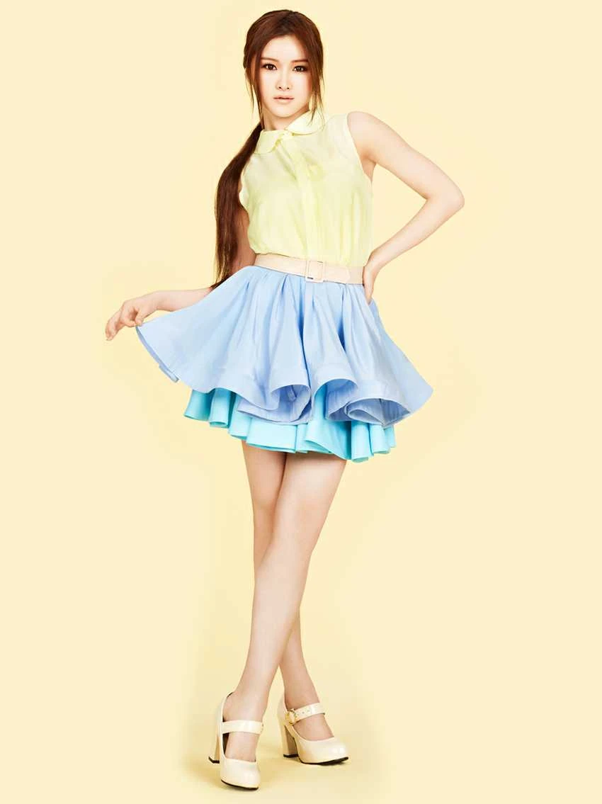 E Young After School Flashback