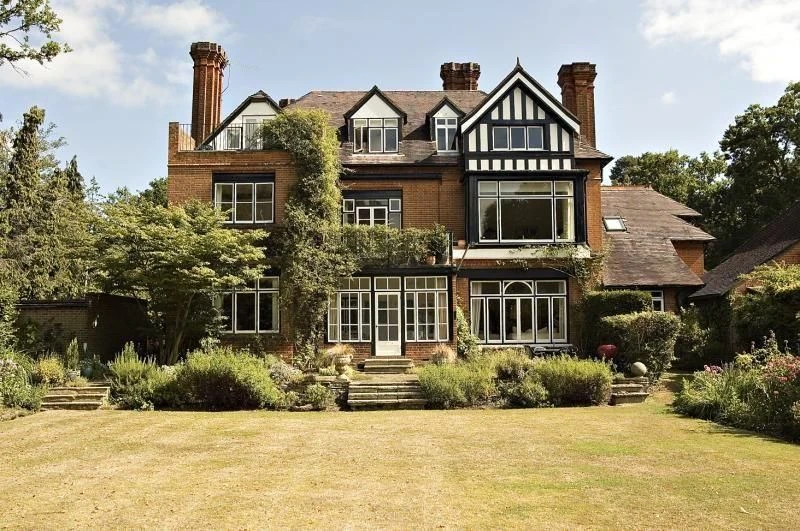 Styles House | Agatha Christie Wiki | Fandom