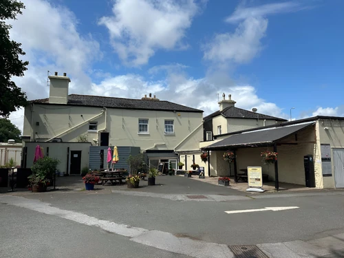 Railway Inn | Agatha Christie Wiki | Fandom