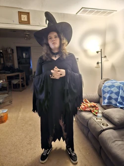 Zoe Robertson | AHLMT Wiki | Fandom