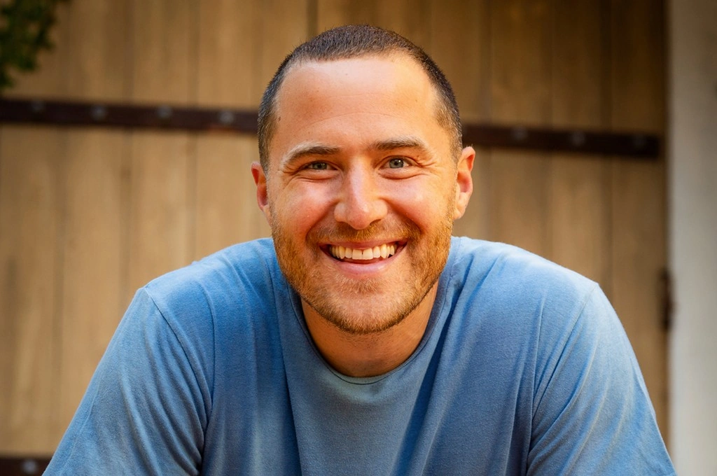 Mike Posner | Aiden Bave Wiki | Fandom