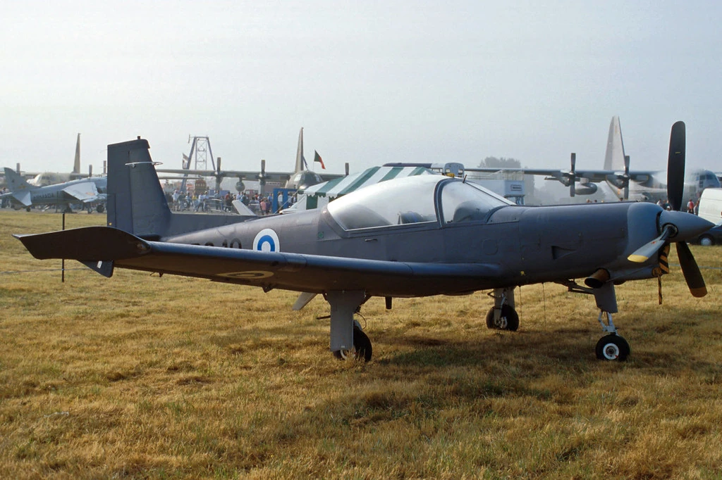 Valmet L-90 TP Redigo | Aircraft Wiki | Fandom