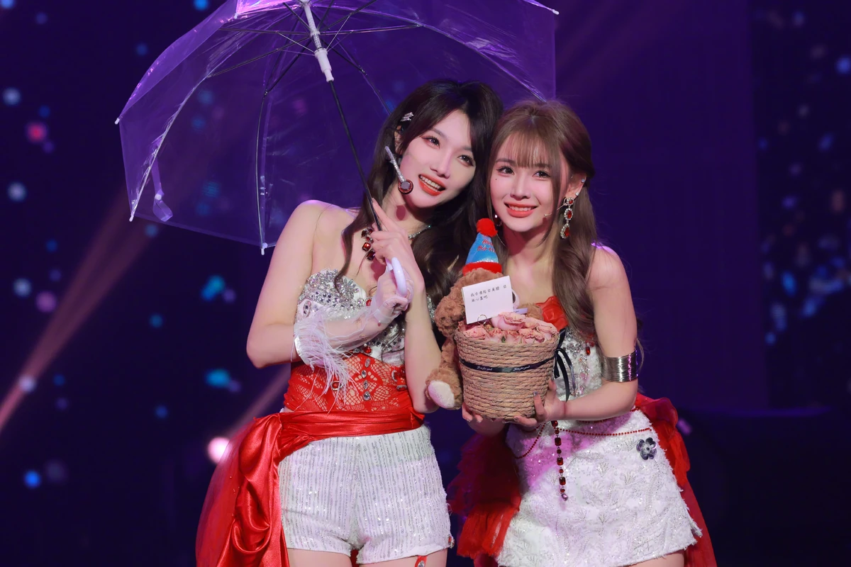 Wei Jie Laidian | AKB48 Wiki | Fandom