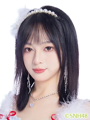 Li ZiXin | AKB48 Wiki | Fandom