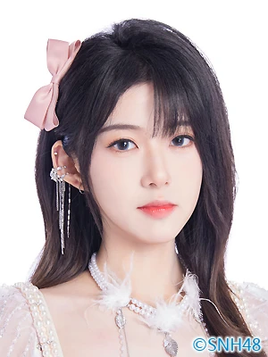 Lu XinYi | AKB48 Wiki | Fandom