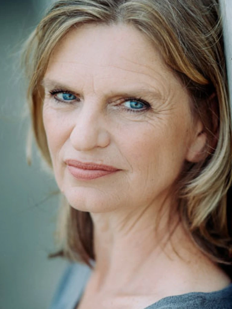 Dr. Isolde Maria Schrankmann | Alarm für Cobra 11 Wiki | Fandom