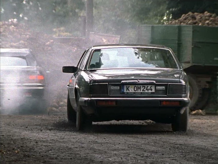 Jaguar Sovereign (XJ40) | Alarm für Cobra 11 Wiki | Fandom