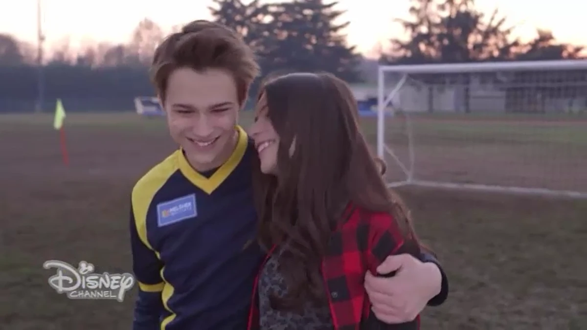 Category:Pairings with Christian | Alex & Co. Wiki | Fandom